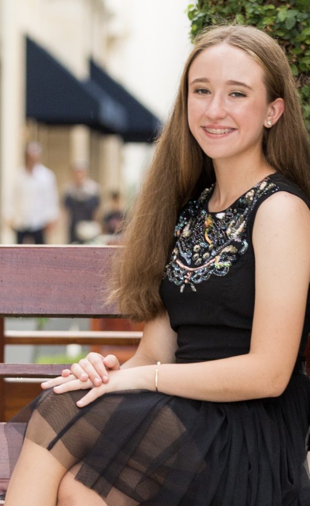 Olivia A headshot – Ephraim Yacht Club